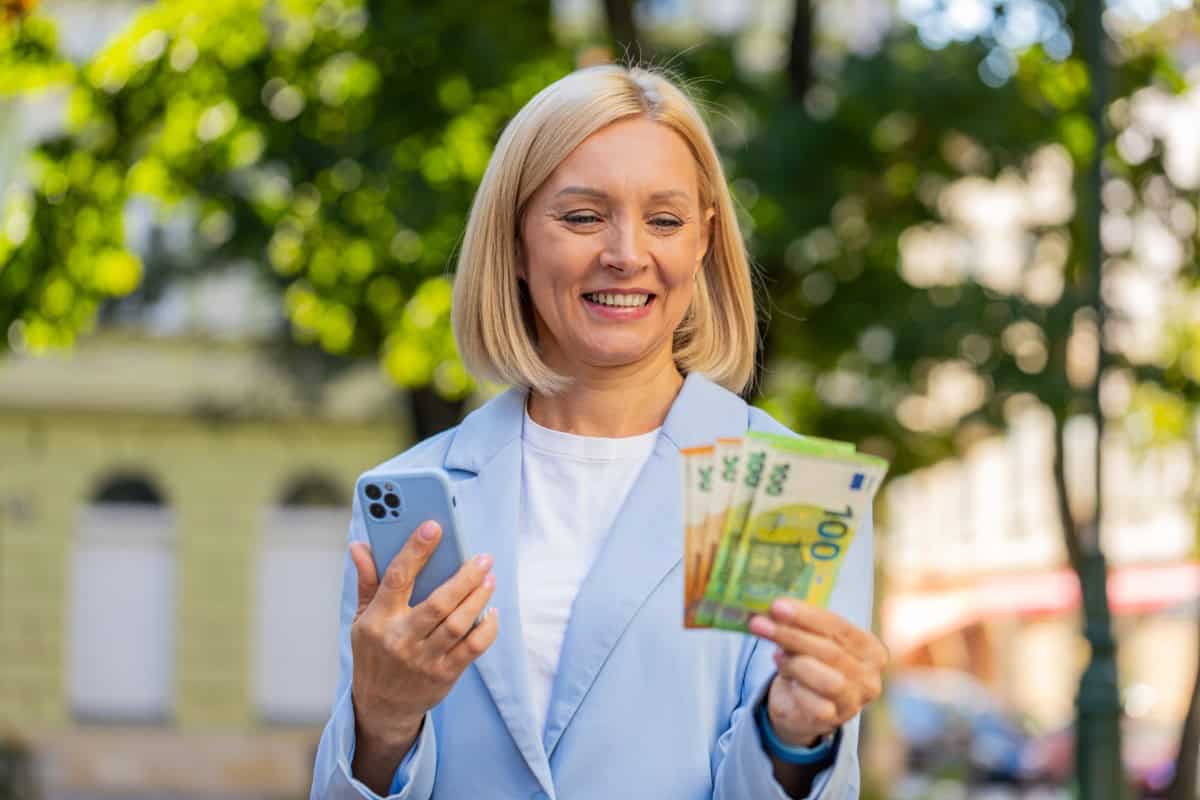 Katere vrste posojil so na voljo mladim družinam - Webtv.si